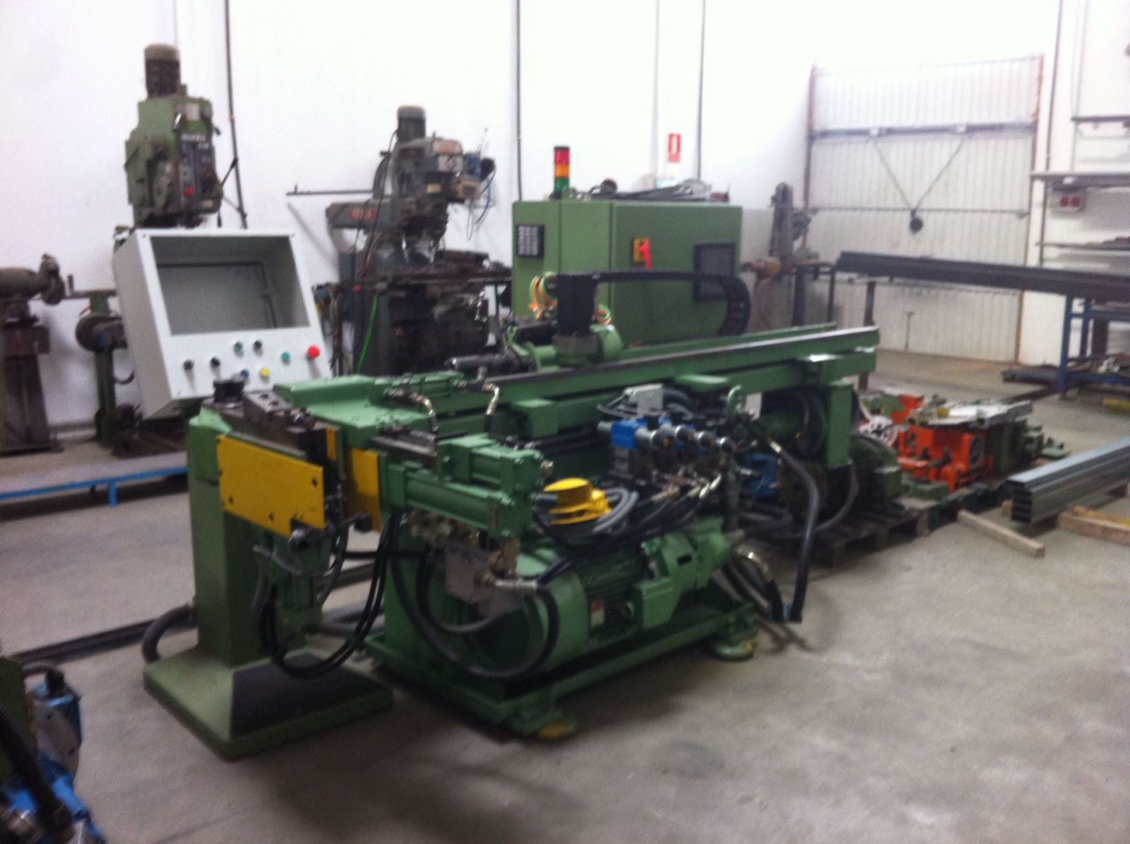 CURVADORA ADDISON MCKEE EATON LEONARD EAGLE ADDITION BENDER DB32 ...